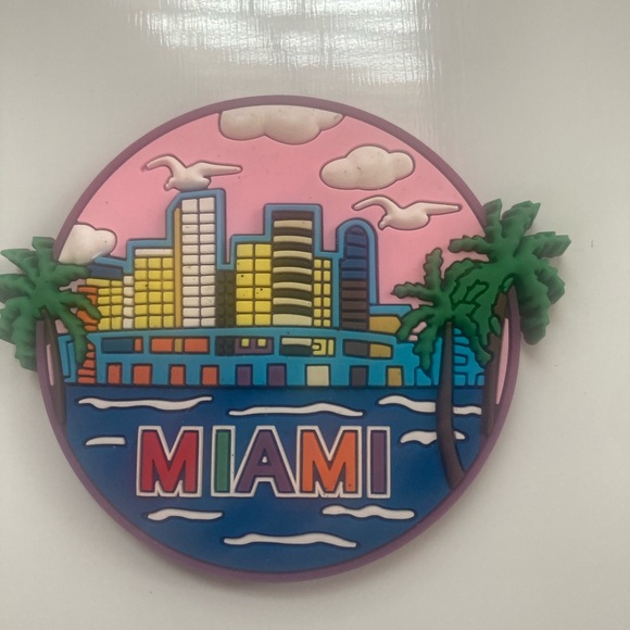 Kitchen | Nwt Souvenir From Miami Beach Magnet Colorful New Piece For ...